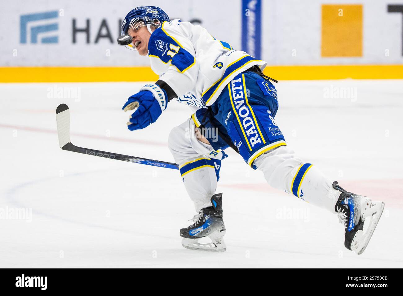 Leksand, Sverige. 18th Jan, 2025. 250118 Leksands Martin Karlsson under ishockeymatchen i SHL ...