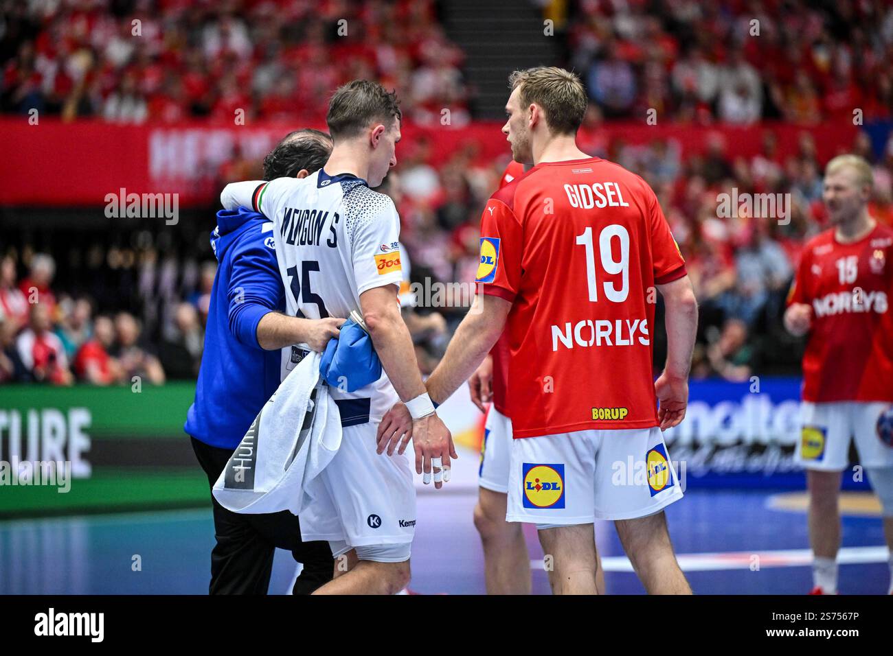 Simone Mengon of Italy Nationalteam during IHF Men's - Handball World ...