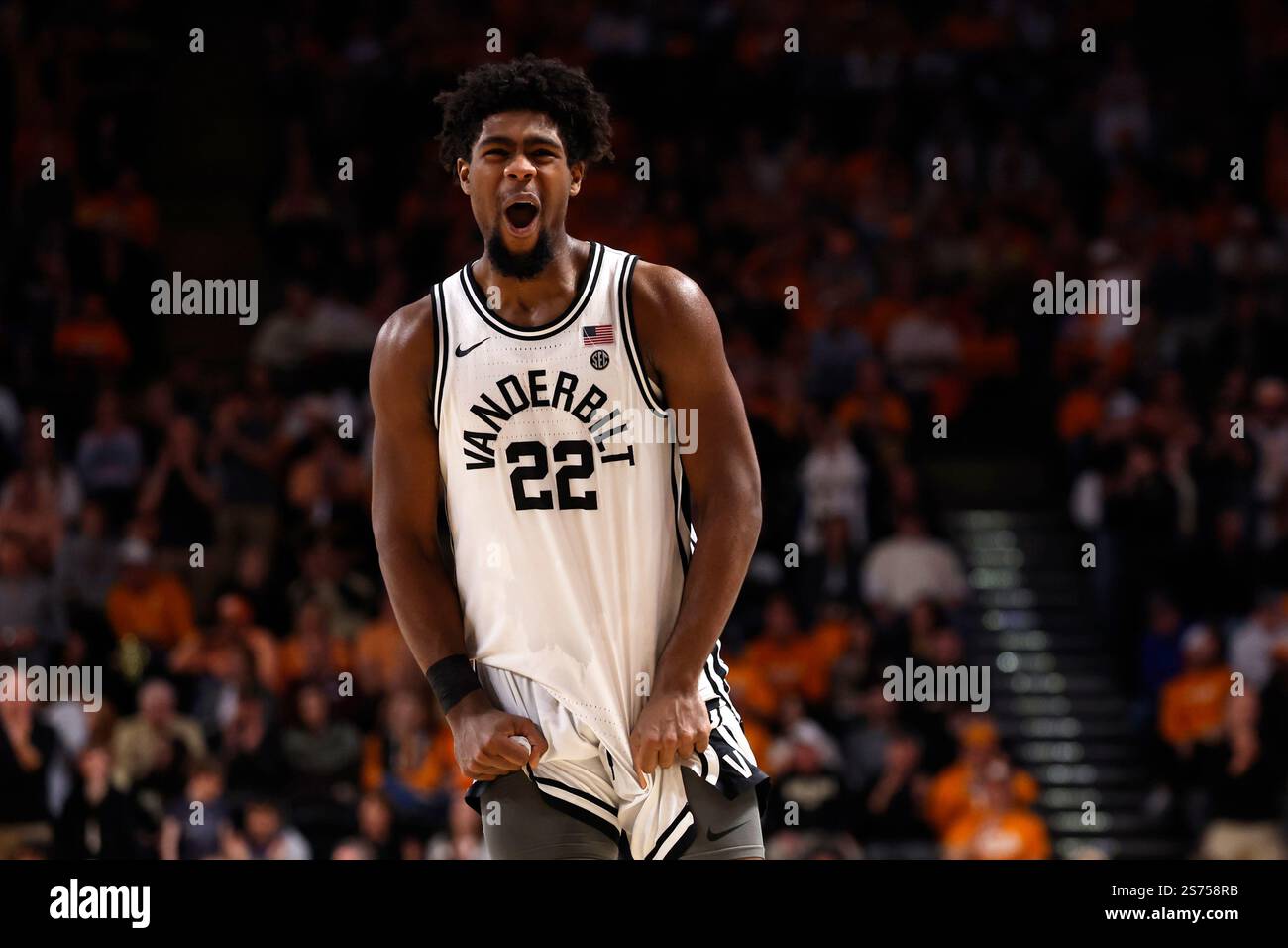 NASHVILLE, TN - JANUARY 18: Vanderbilt Commodores forward Jaylen Carey ...