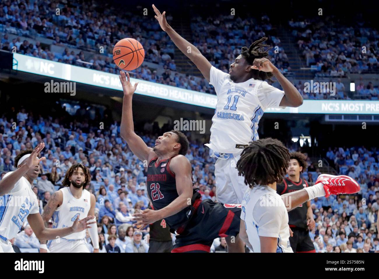 Stanford guard Jaylen Blakes (21) drives against North Carolina guard ...