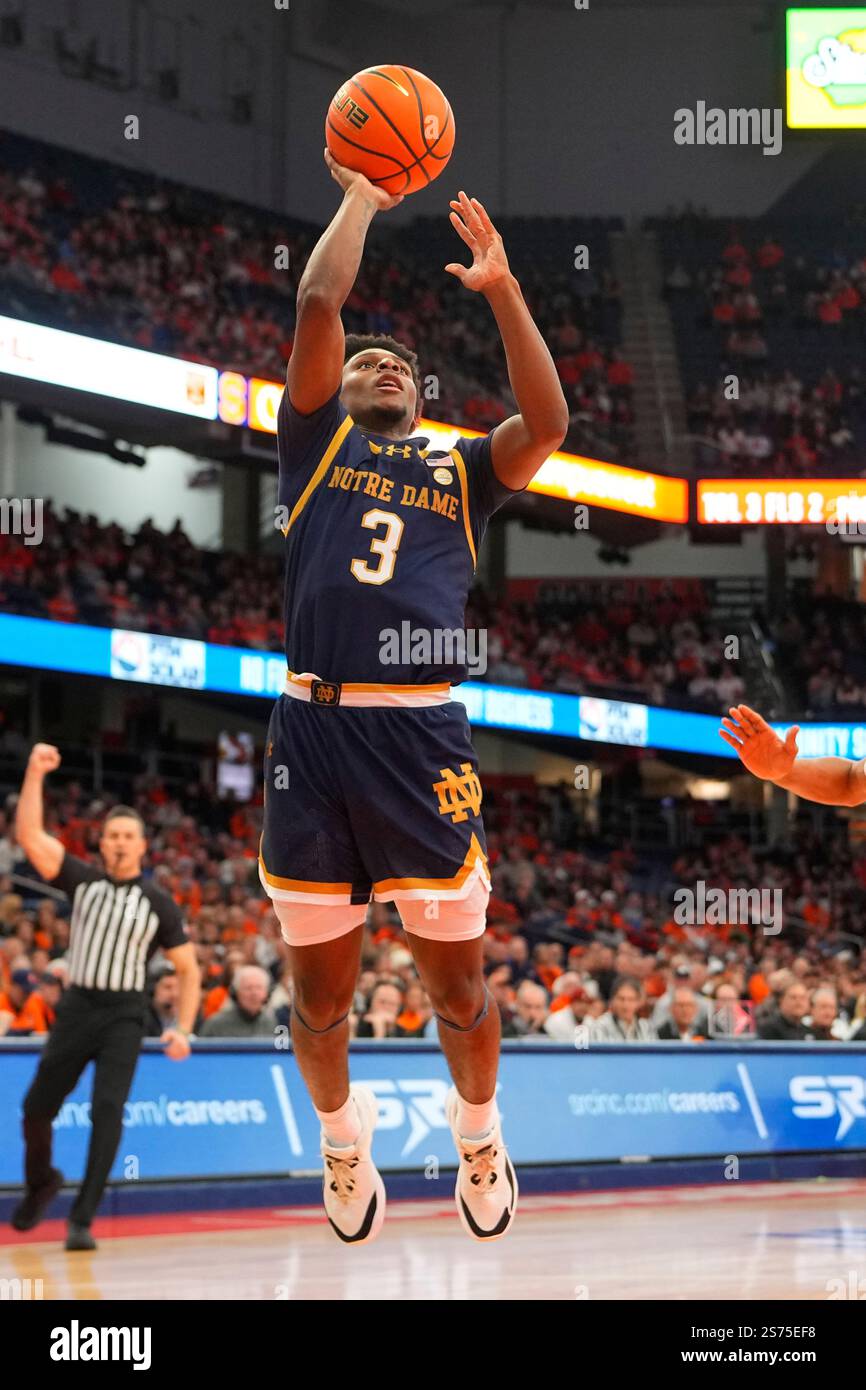 SYRACUSE, NY - JANUARY 18: Notre Dame Fighting Irish Guard Markus ...
