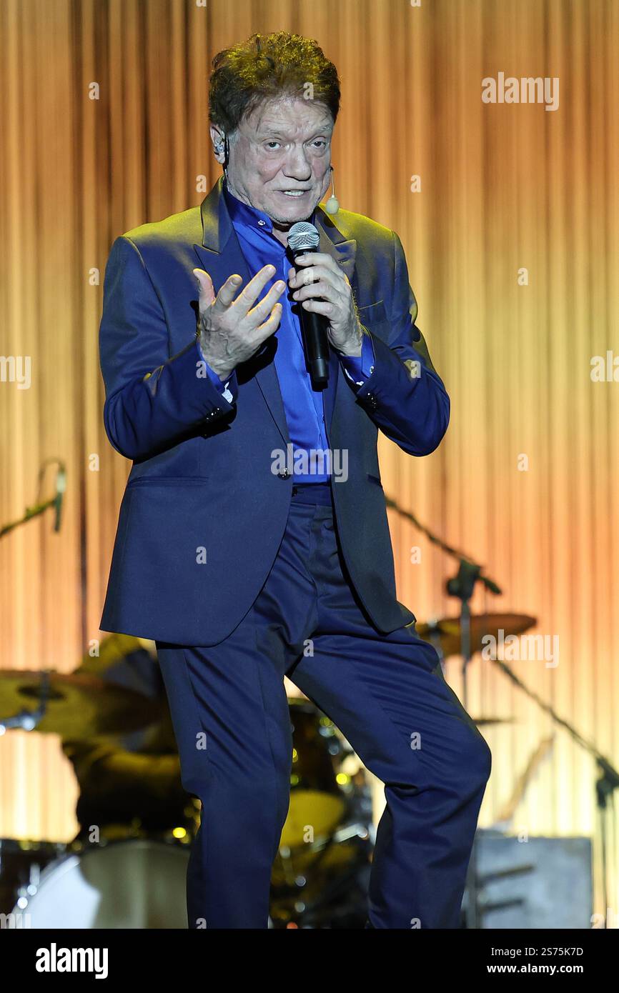 Massimo Ranieri -Tutti I Sogni Ancora In Volo Tour- Gran Teatro Geox ...