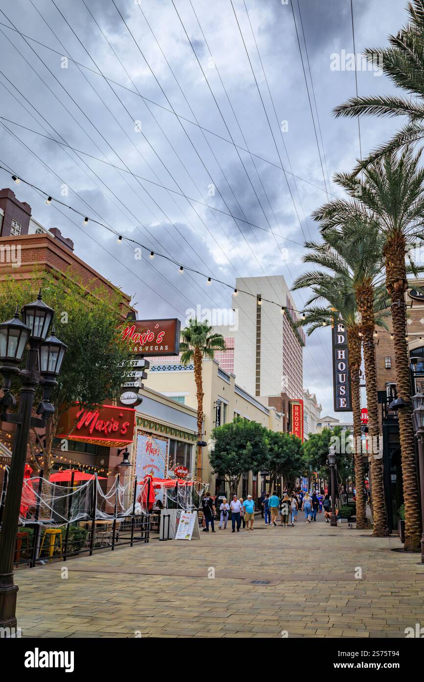 Las Vegas, Nevada, USA - October 25, 2021: The LINQ Promenade, a ...