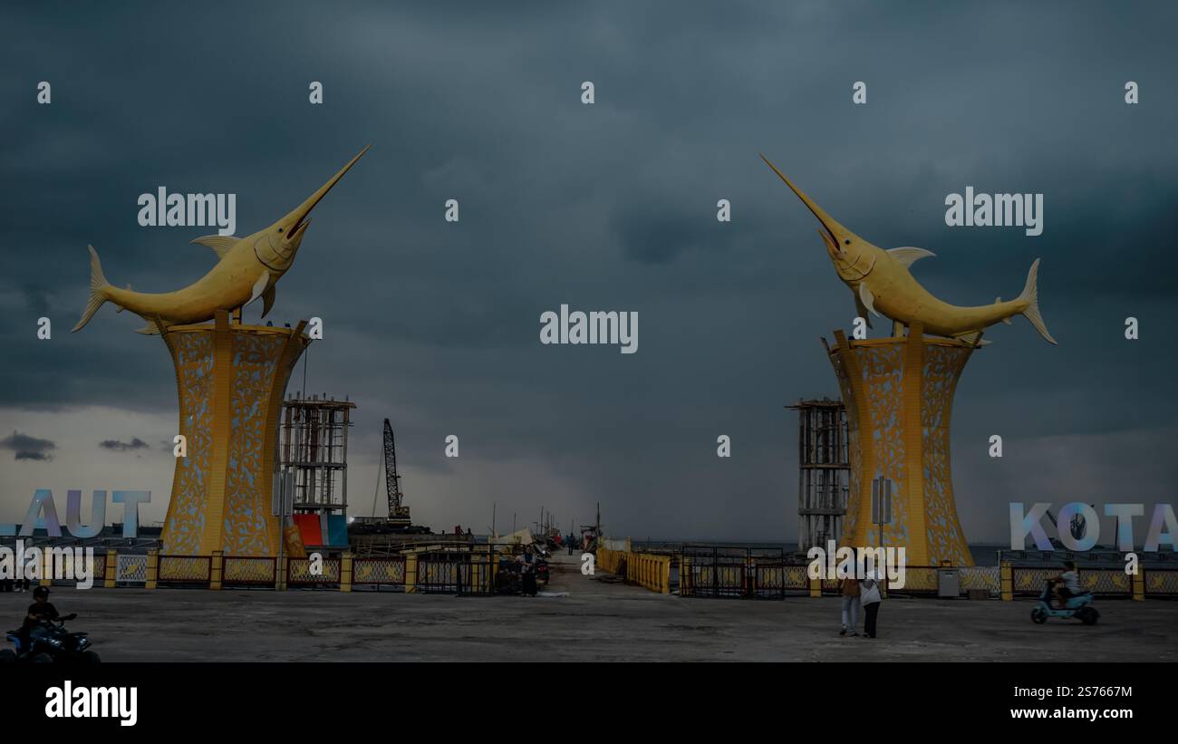 Golden marlin statues hi-res stock photography and images - Alamy