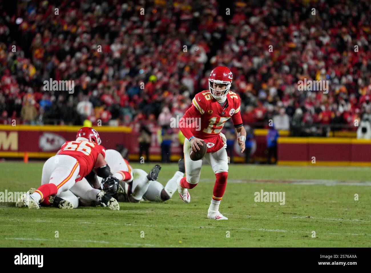 Kansas City Chiefs quarterback Patrick Mahomes runs with the ball ...