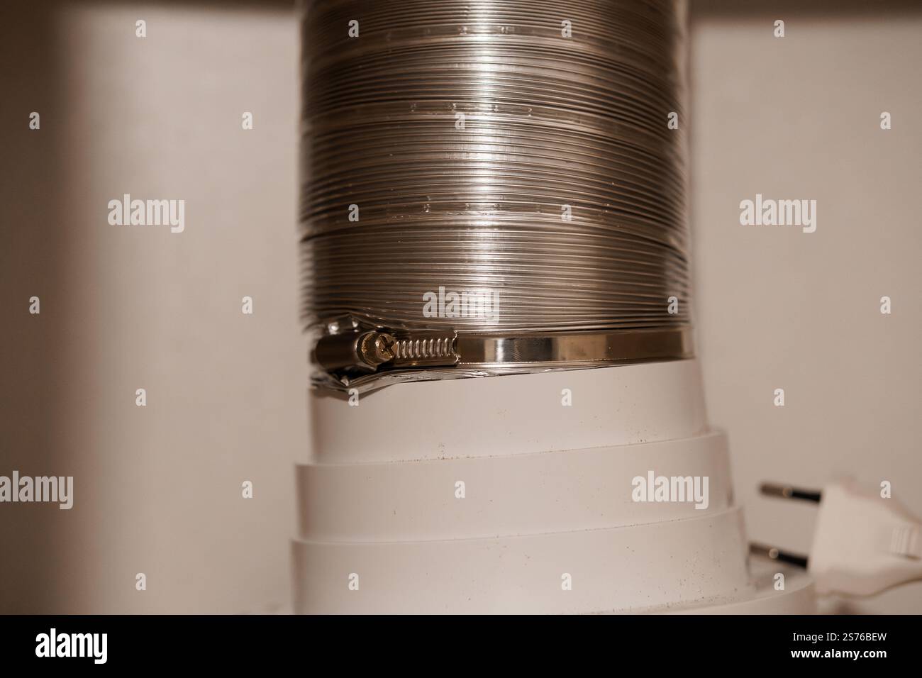 Silver tubing connector hi-res stock photography and images - Alamy