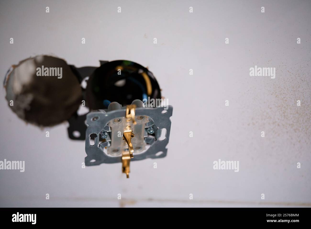 Exposed Electrical Outlet and Wiring in a Wall Stock Photo - Alamy