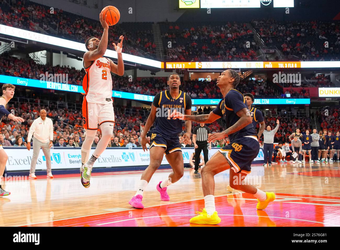 SYRACUSE, NY - JANUARY 18: Syracuse Orange Guard J.J. Starling (2 ...