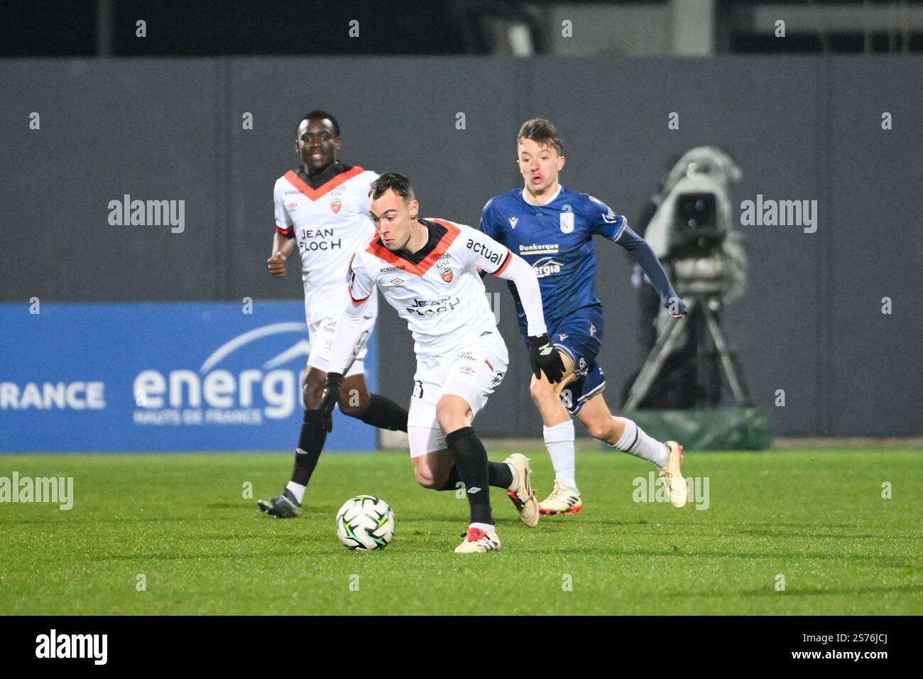 10 Pablo PAGIS (fcl) during the Ligue 2 BKT match between Dunkerque and ...