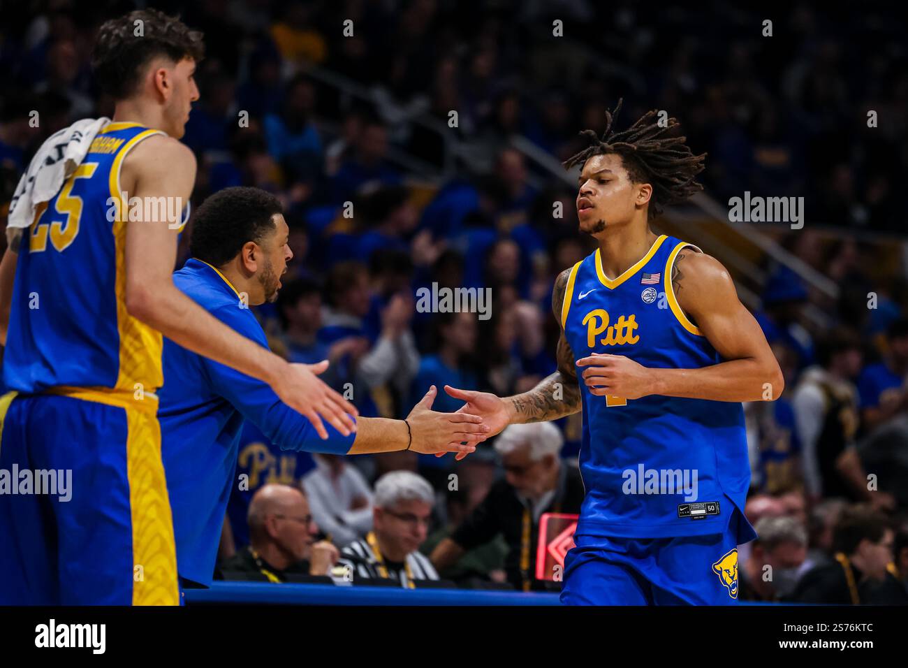 Pittsburgh, Pennsylvania, USA. 18th Jan, 2025. Pitt Panthers forward ...