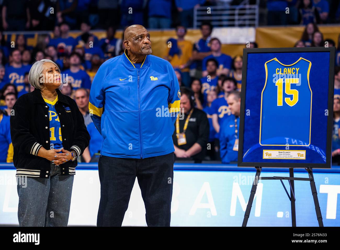 Pittsburgh, Pennsylvania, USA. 18th Jan, 2025. Pitt Panthers retire Sam ...