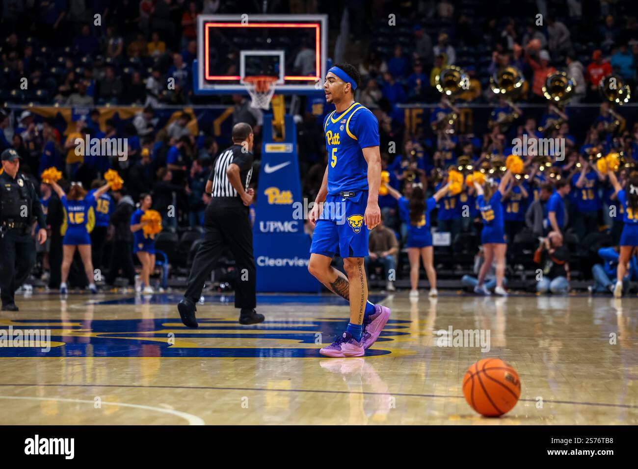 Pittsburgh, Pennsylvania, USA. 18th Jan, 2025. Pitt Panthers guard ...