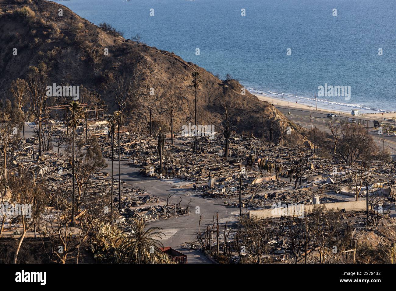 Pacific Palisades Bowl Mobile Home Park
