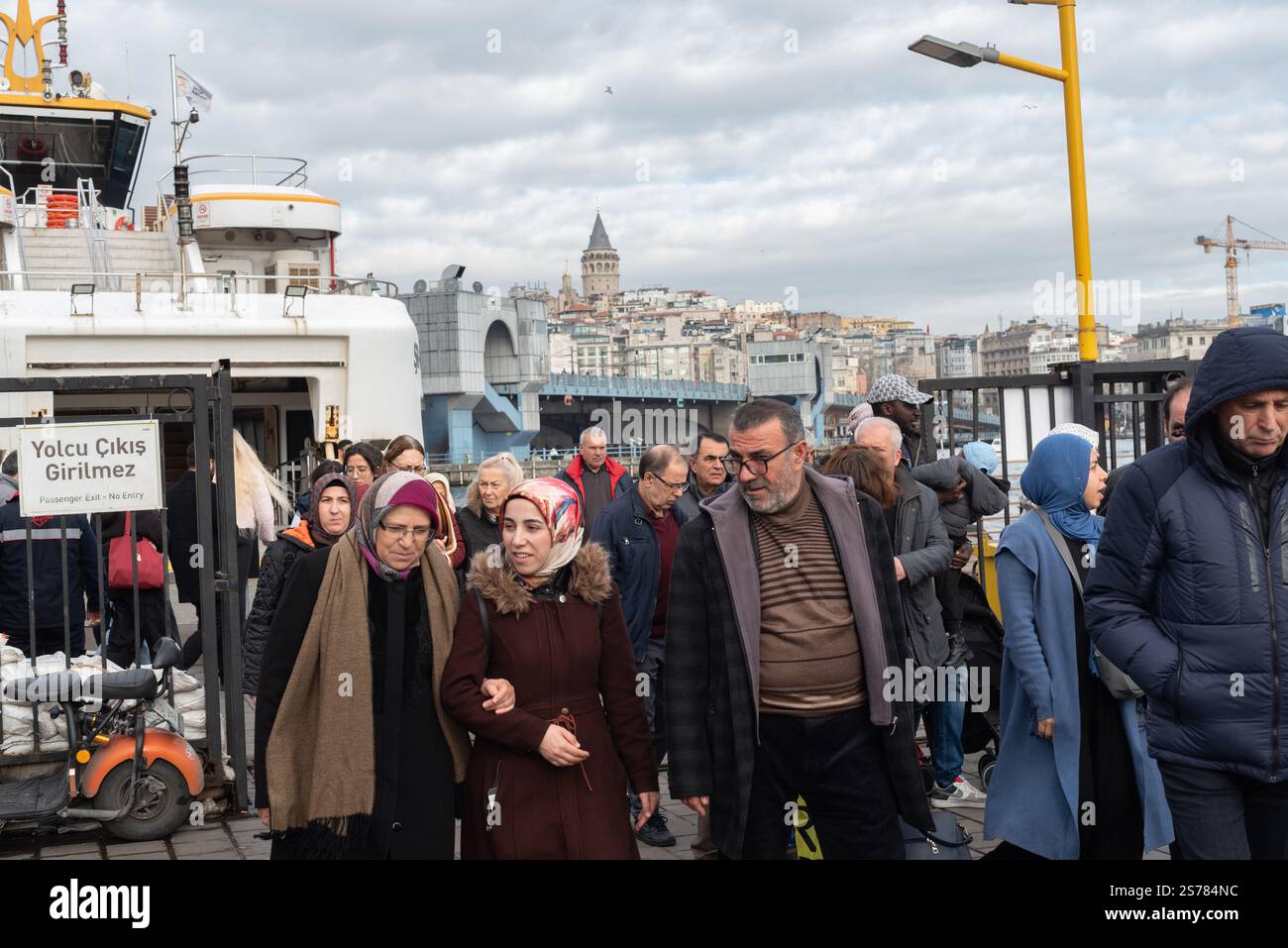 Istanbul, Turkey. 08th Jan, 2025. A crowd of passengers disembark the ...