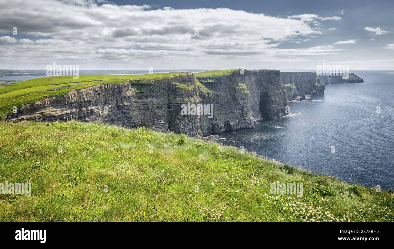 An image of the famous Cliffs of Moher in Ireland Stock Photo - Alamy