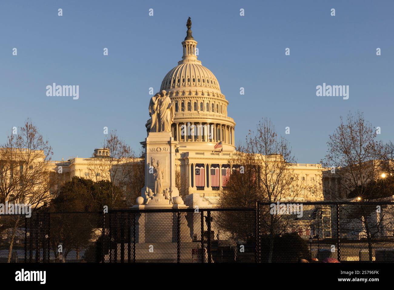 Trump 2025 inauguration oath hi-res stock photography and images - Alamy