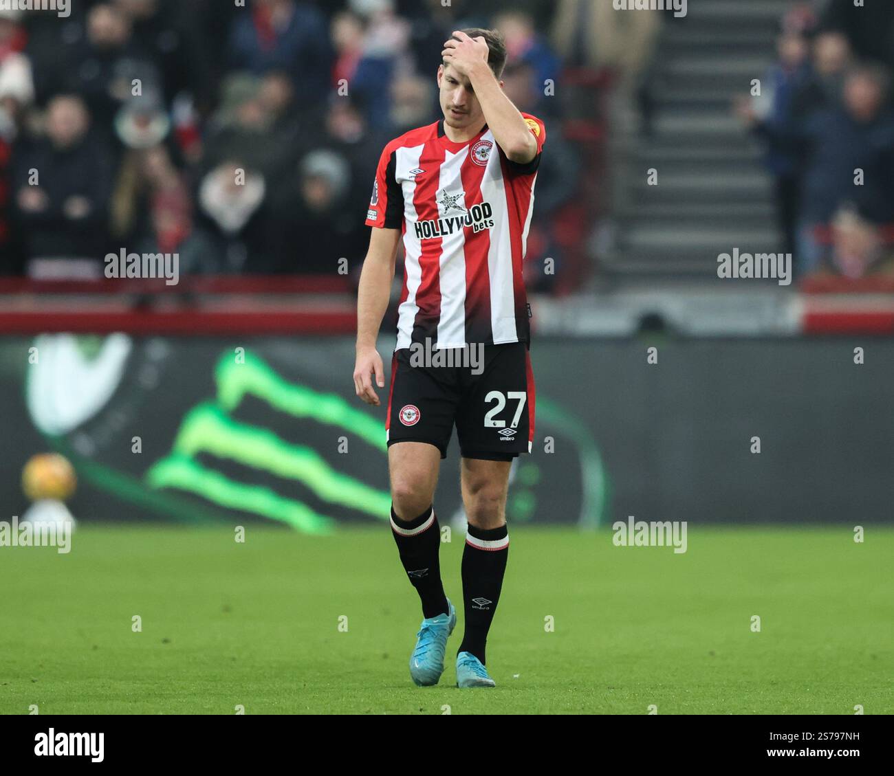 Vitaly Janelt of Brentford during the Premier League match Brentford vs ...