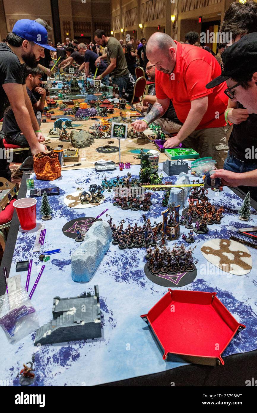 Las Vegas, USA. 18th Jan, 2025. Attendees compete in a game of Age of ...