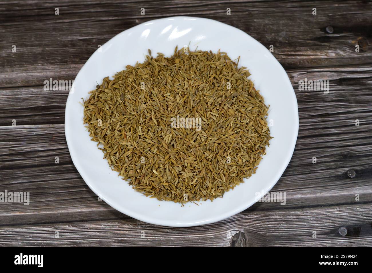dried cumin seeds, Cumin Cuminum cyminum is a flowering plant in the ...