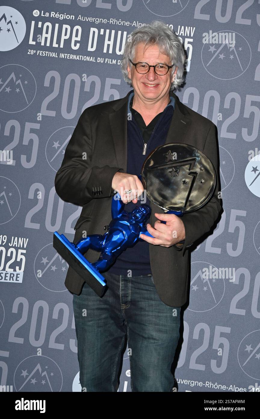 Michel Leclerc posing with Benjamin Lavernhe’s Best actor award at the ...