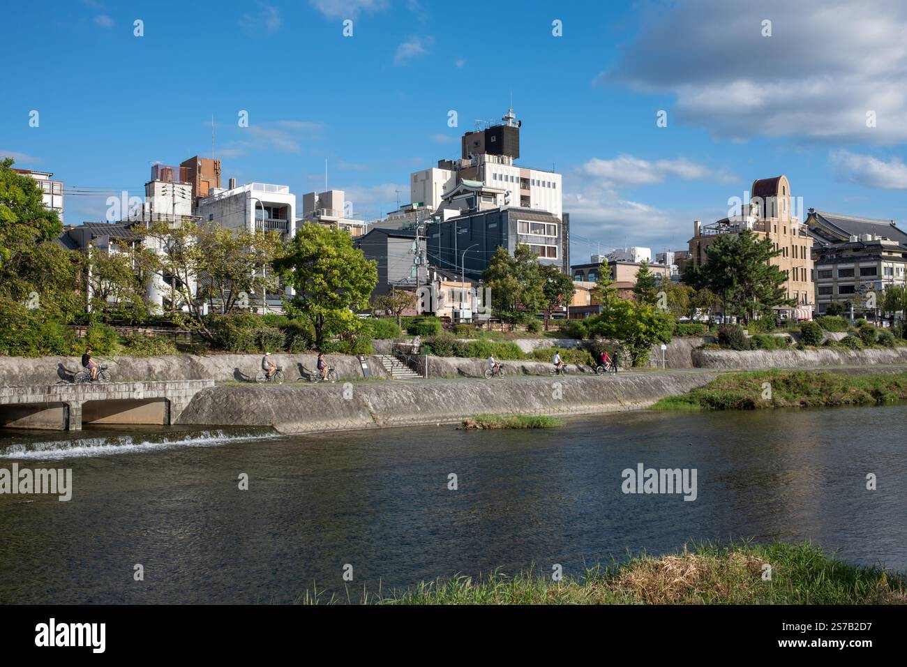 Pedestrian Walkway along the banks of the River Kamo Kyoto Japan Stock ...