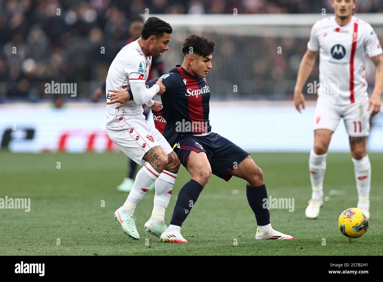 Santiago Castro (Bologna)Armando Izzo (Monza) during the Italian "Serie ...