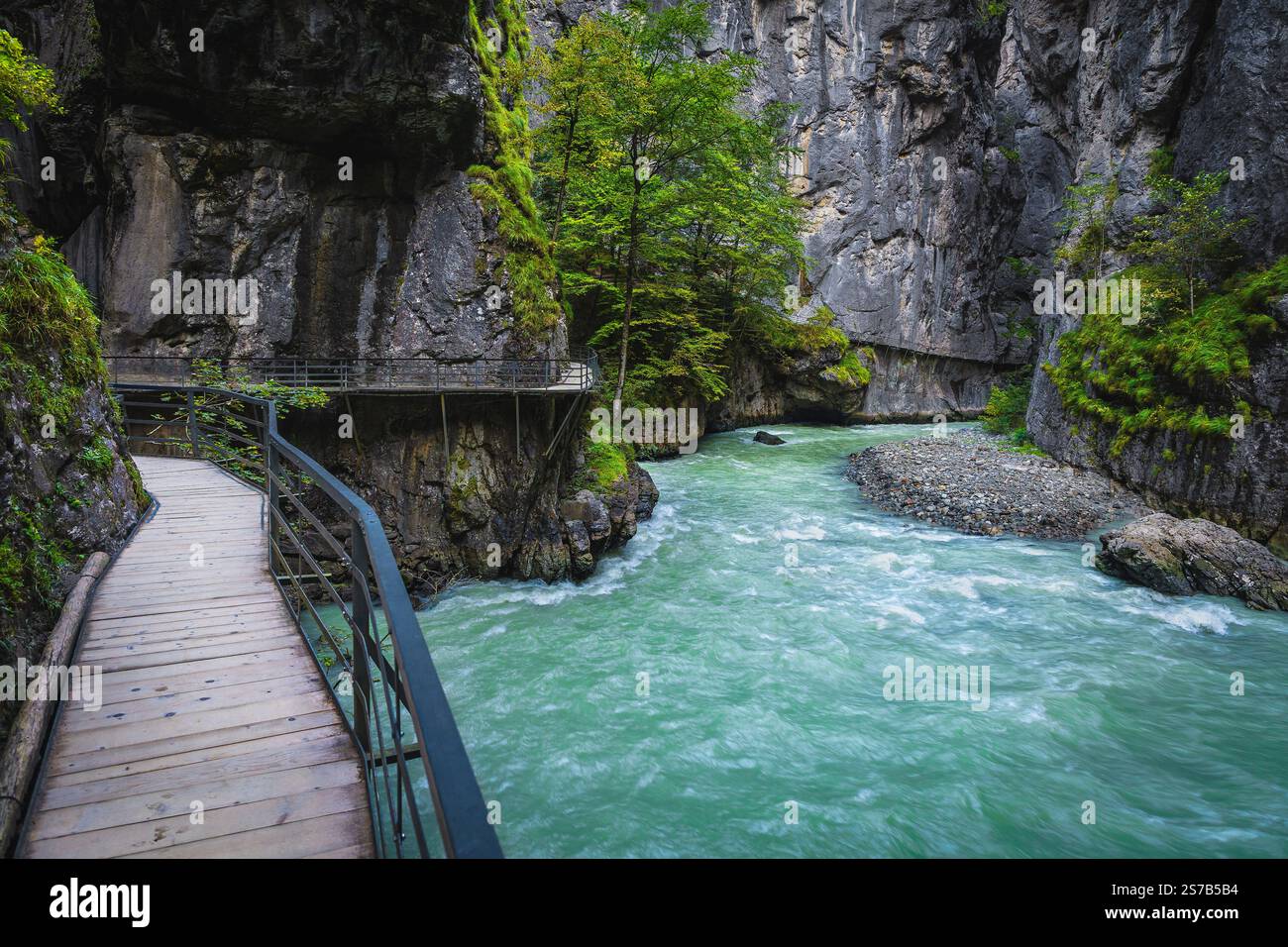 Spectacular hiking pathway in the Aare gorge. Fantastic place with ...