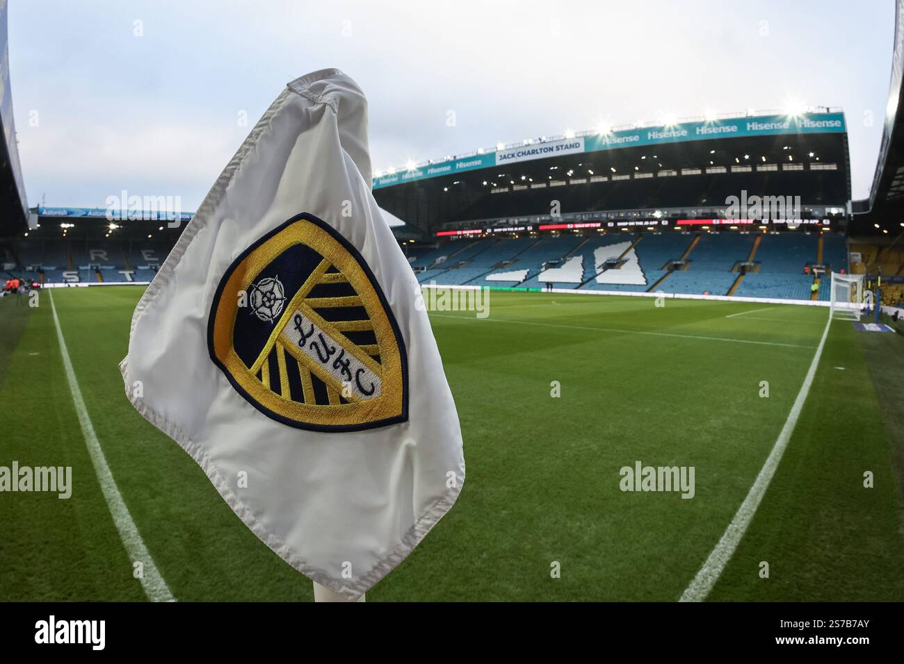LUFC corner flag during the Sky Bet Championship match Leeds United vs ...