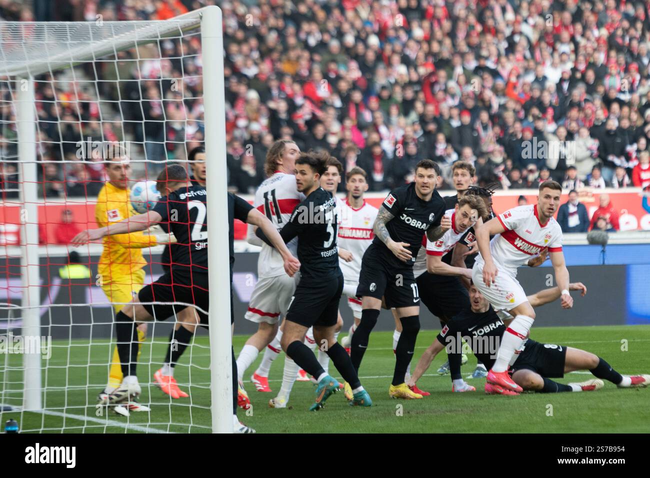 Tor zum 1:0 durch Anthony Rouault (VfB Stuttgart #29) GER, VfB ...
