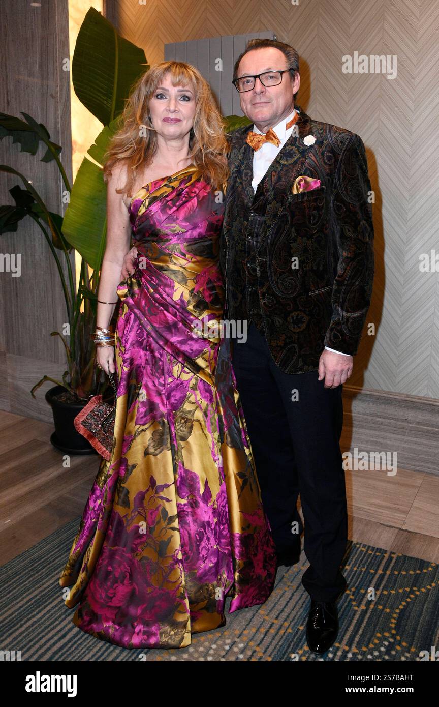 Nanna Kuckuck mit Ehemann Dirk Ullmann beim Presseball Berlin 2025 im ...