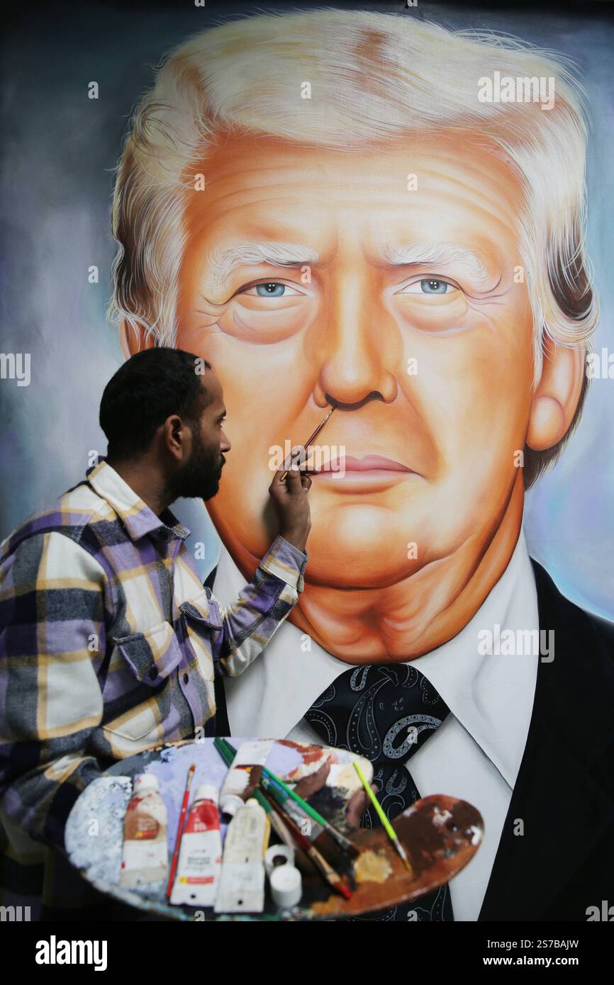 Artist paints Donald Trump in Amritsar, India Indian artist Jagjot ...