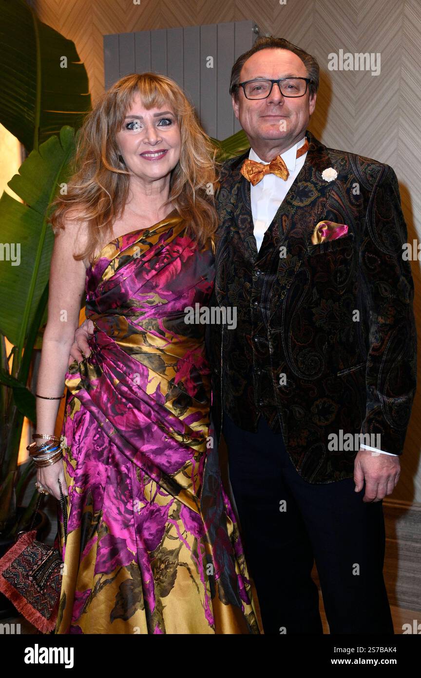 Nanna Kuckuck mit Ehemann Dirk Ullmann beim Presseball Berlin 2025 im ...