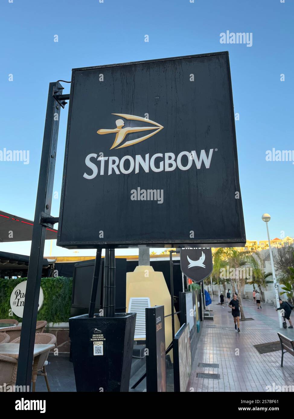 Strongbow cider in tenerife hi-res stock photography and images - Alamy