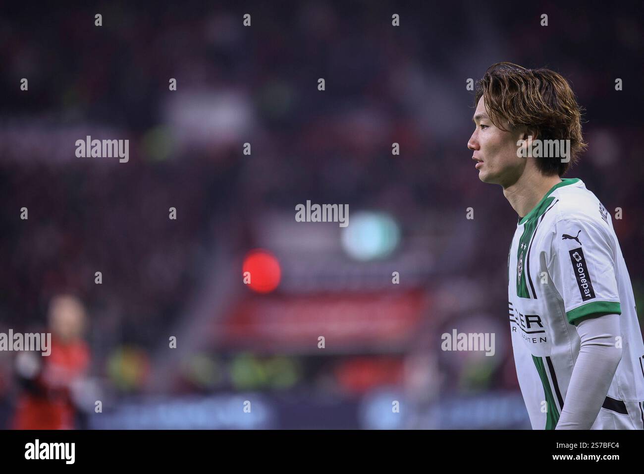 Leverkusen, Deutschland. 18th Jan, 2025. Ko Itakura (Borussia M?nchengladbach #3) -- DFL ...