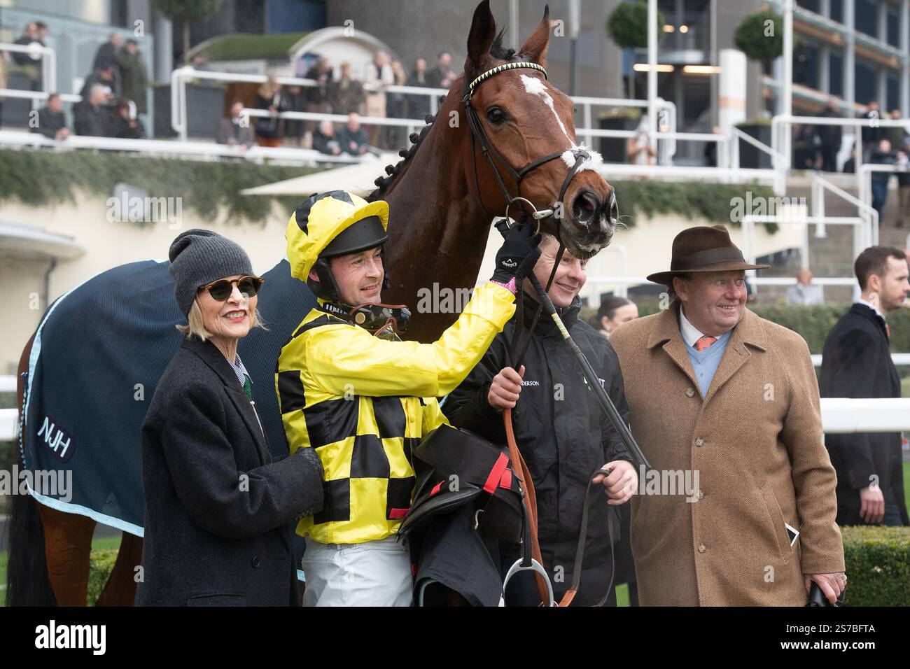 Ascot, Berkshire, UK. 18th January, 2025. LULAMBA ridden by jockey Nico ...