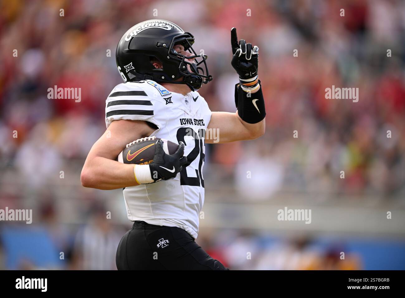 Iowa State running back Carson Hansen (26) scores a touchdown on a 30 ...