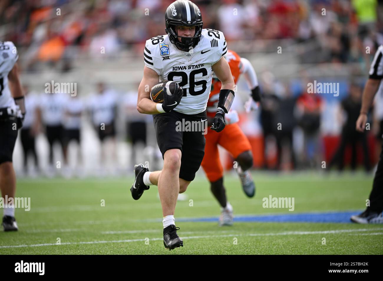 Iowa State running back Carson Hansen (26) scores a touchdown on a 30 ...