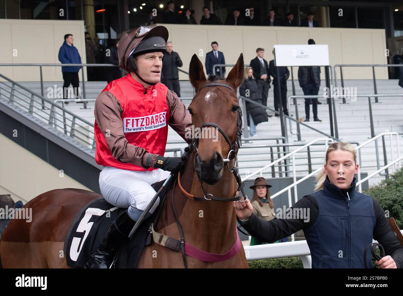 Ascot, Berkshire, UK. 18th January, 2025. IN D’OR ridden by Mr David ...