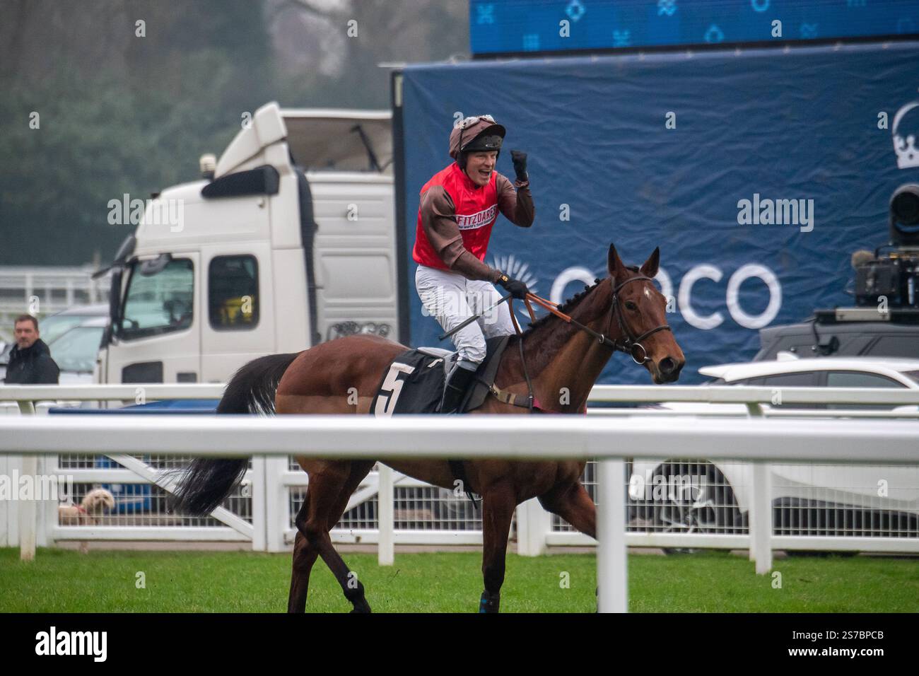 Ascot, Berkshire, UK. 18th January, 2025. IN D’OR ridden by Mr David ...