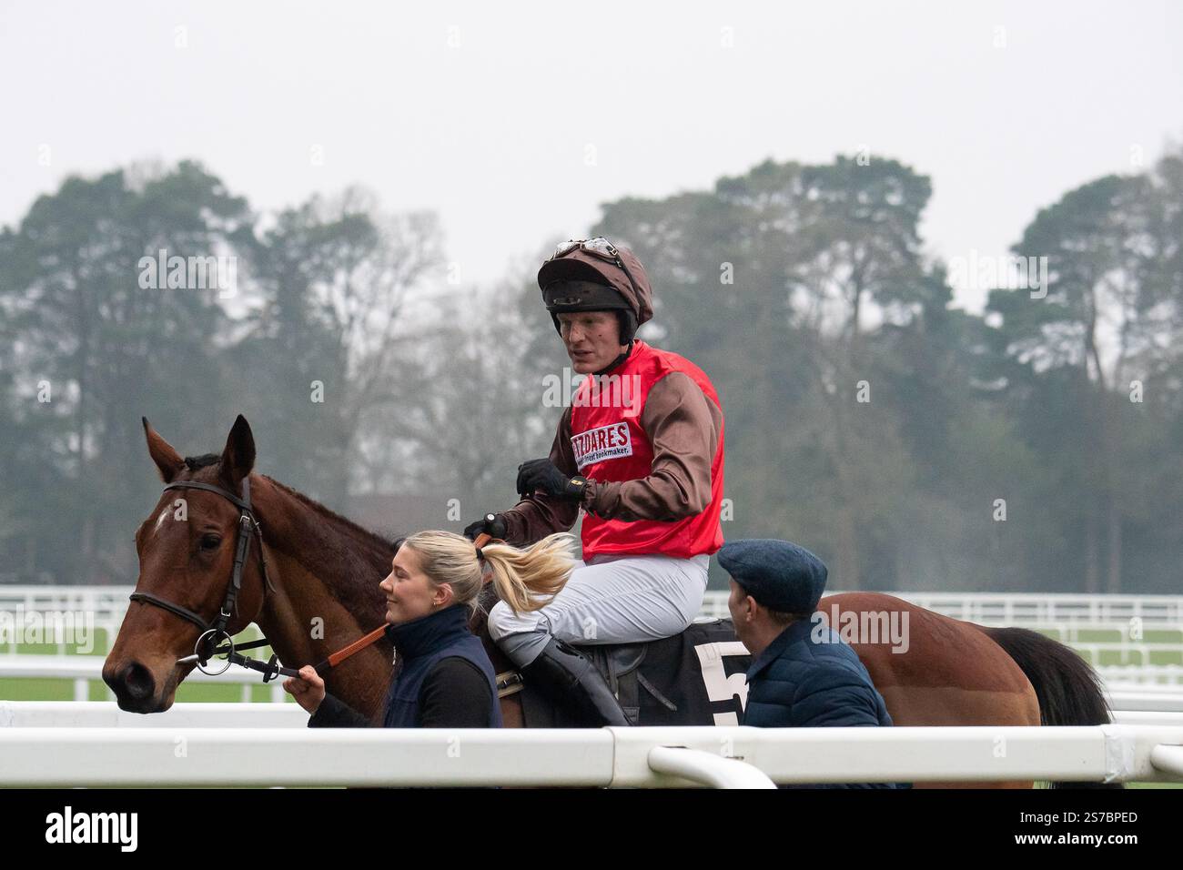Ascot, Berkshire, UK. 18th January, 2025. IN D’OR ridden by Mr David ...