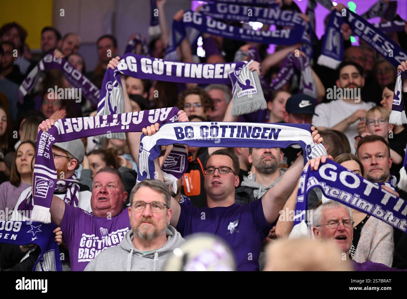PRODUCTION - 11 January 2025, Lower Saxony, Göttingen: Basketball ...