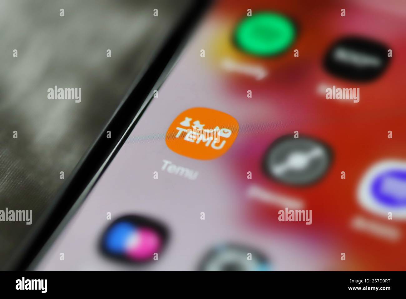 Temu shipping hi-res stock photography and images - Alamy