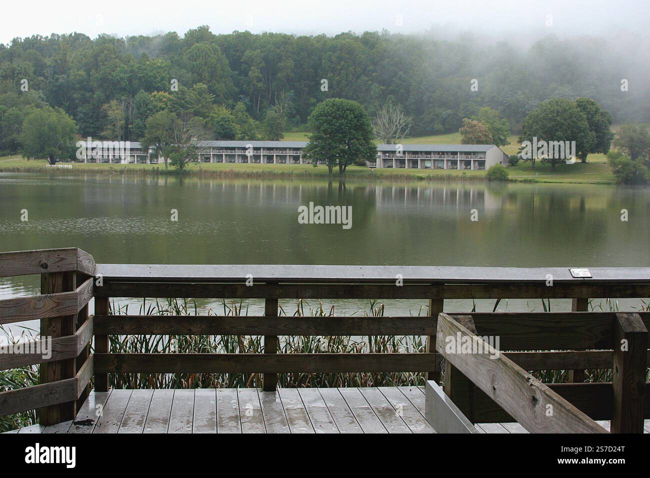 Virginia's Blue Ridge Mountains, USA. Peaks of Otter lodge at Abbott ...