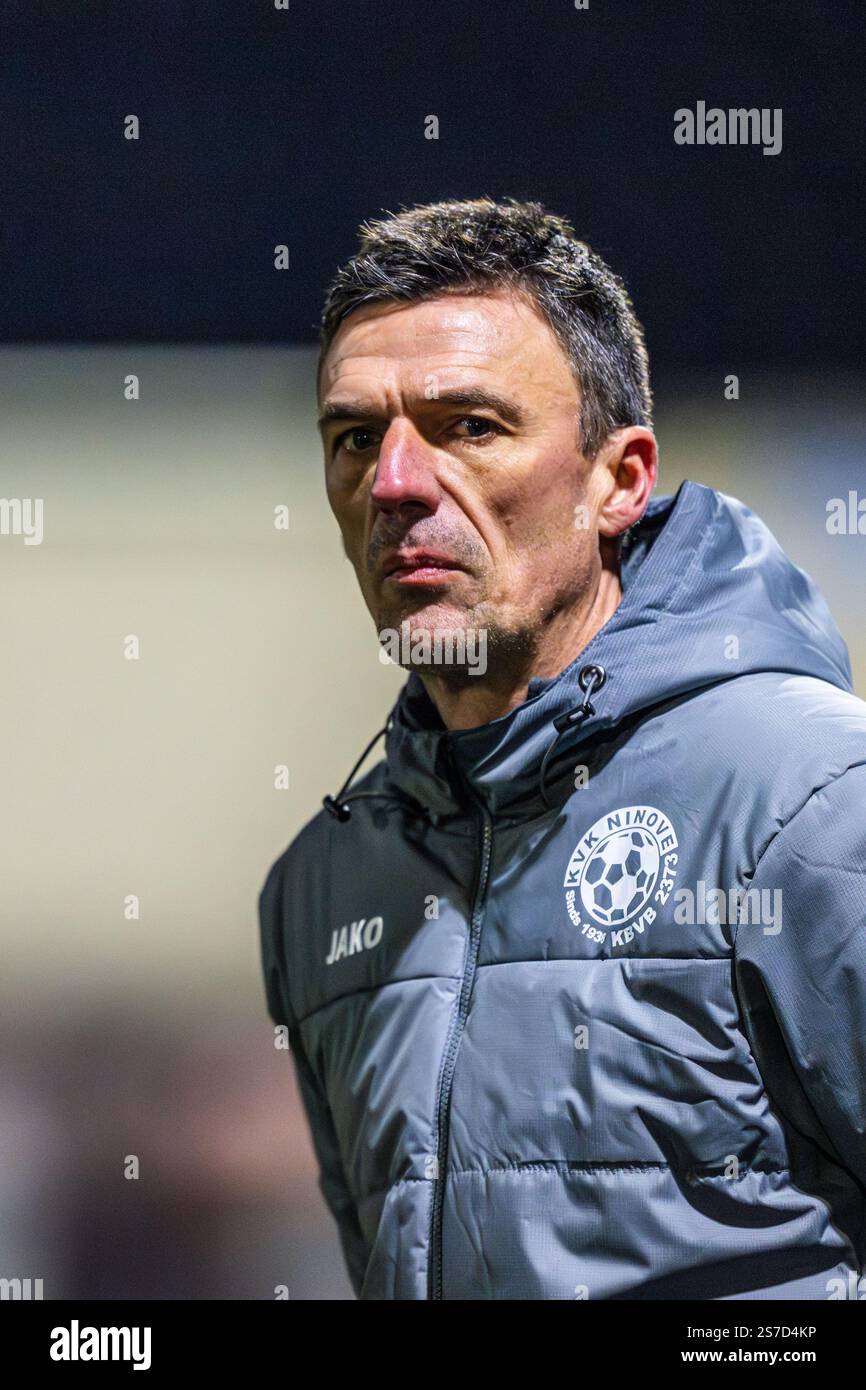 Ninove, Belgium. 18th Jan, 2025. head coach Van Waes Dave of VK Ninove ...