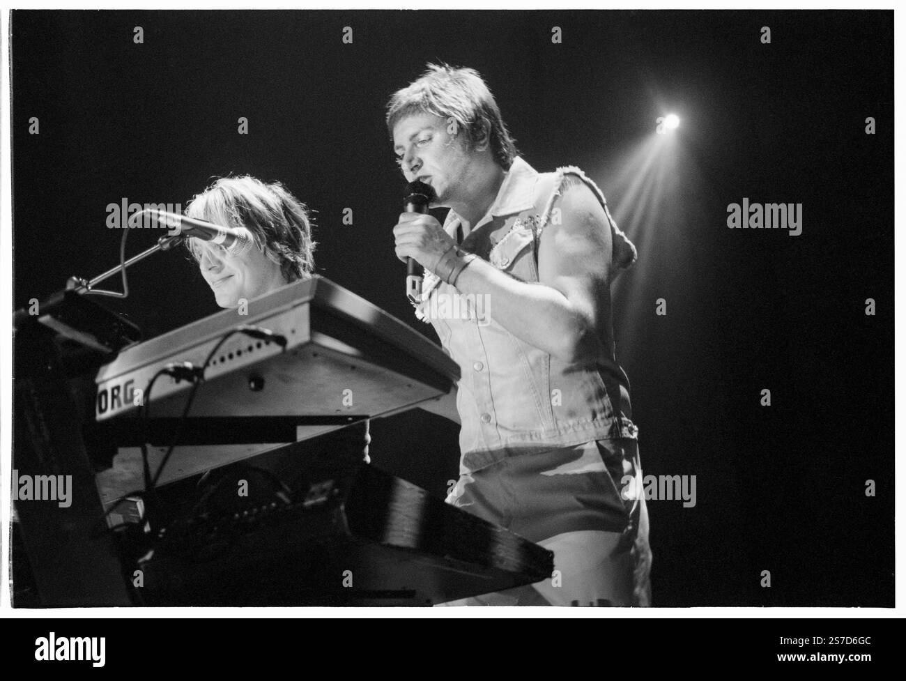 DURAN DURAN, CONCERT, 2000: Simon Le Bon the singer and Nick Rhodes the ...