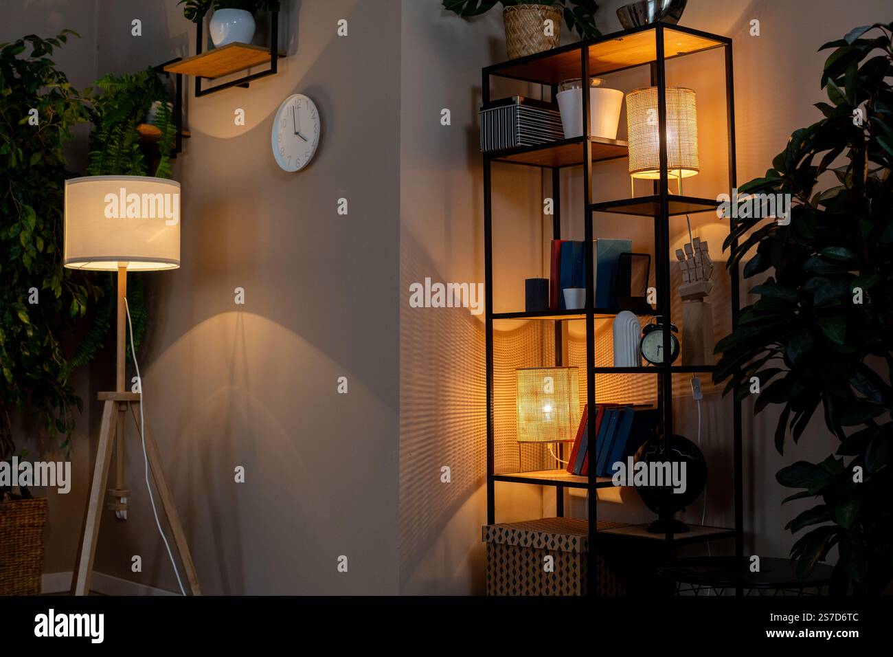 Explore Stylish Living Room Decor Ideas Enhanced with Modern and ...