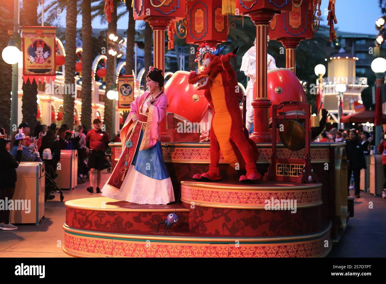 Anaheim, USA. 17th Jan, 2025. Performers dressed as Mulan and Mushu ...