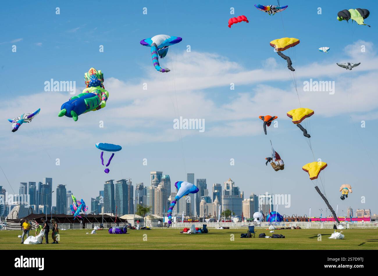 QATAR KITE FESTIVAL 2025 Participants are flying their kites during the ...