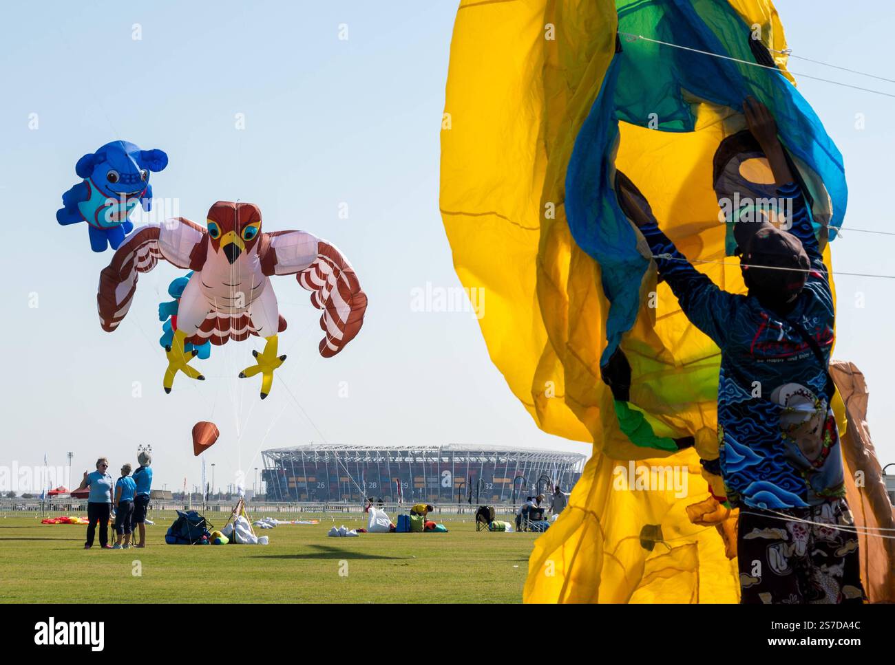 QATAR KITE FESTIVAL 2025 Participants are prepare to fly kites during ...