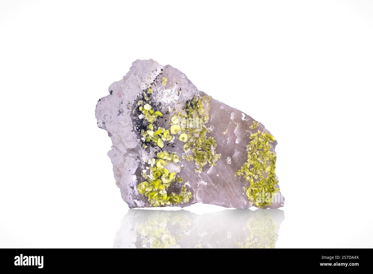 Calcium uranyl phosphate hi-res stock photography and images - Alamy